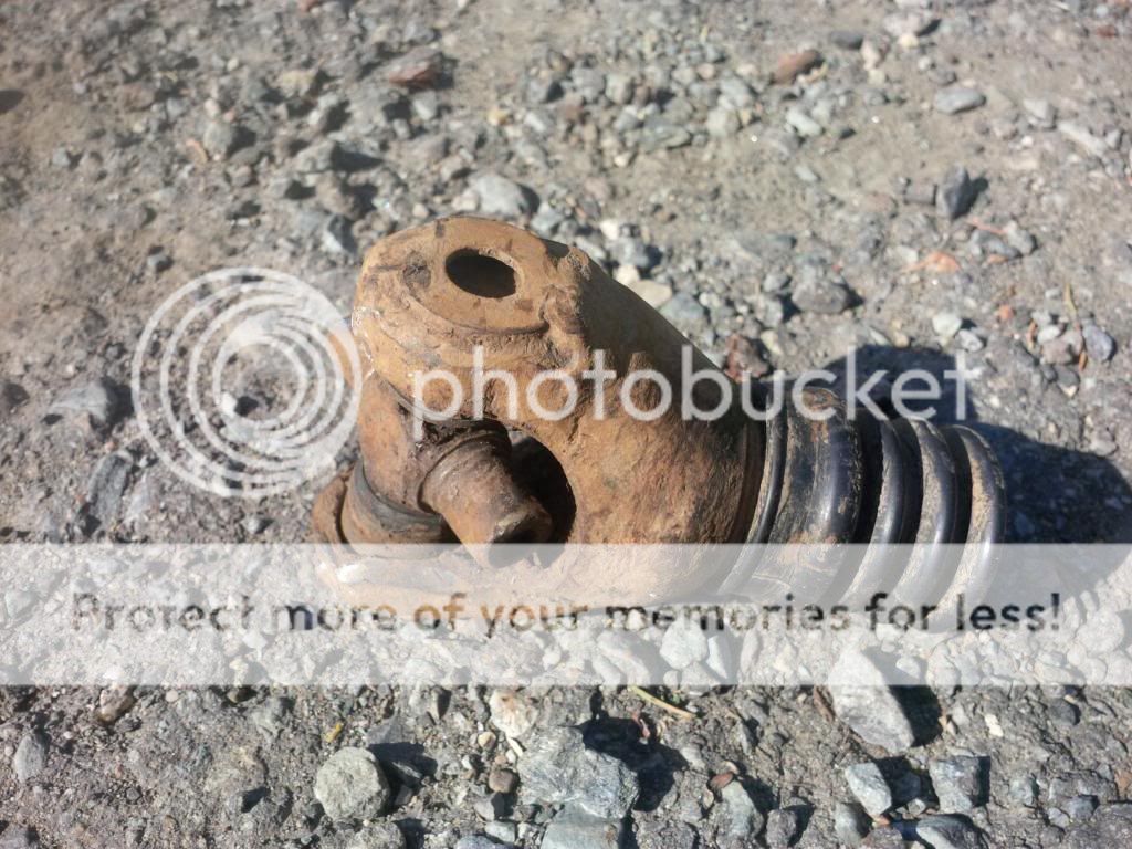 Removing axle yoke from rear end | Suzuki ATV Forum