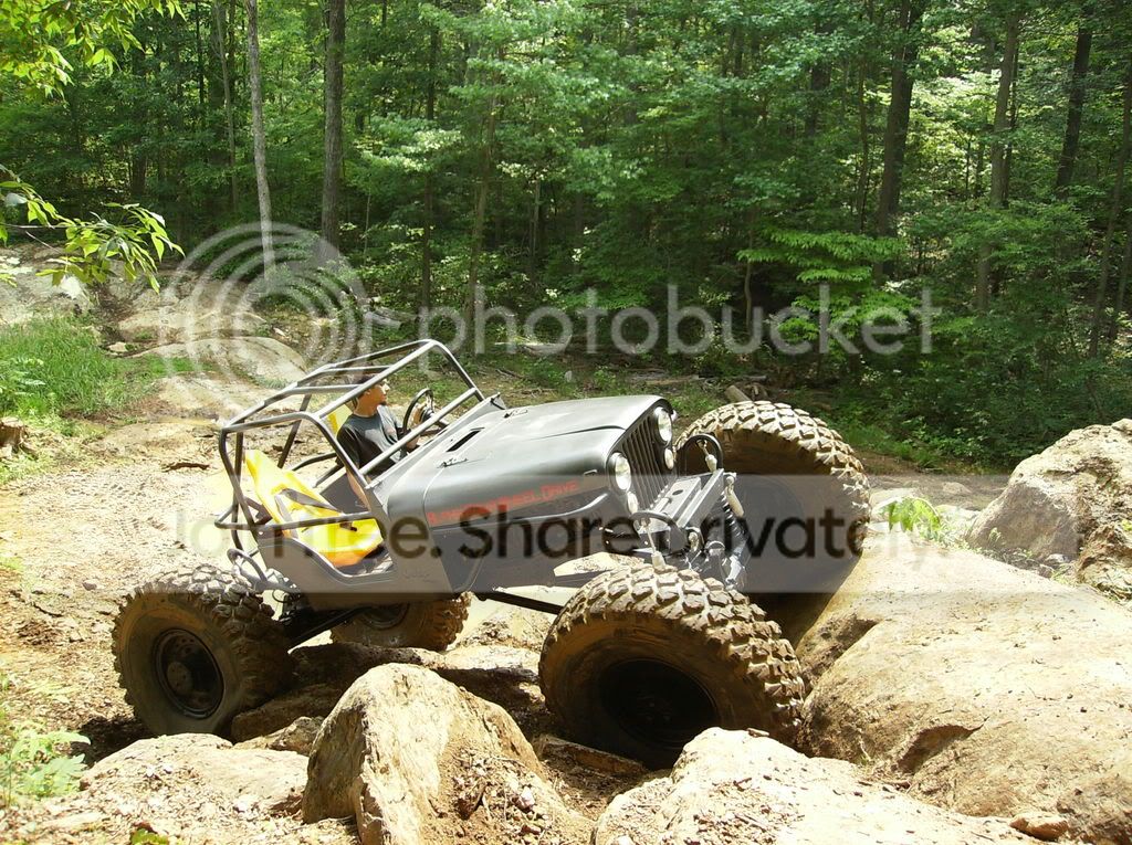 CJ Buggy on 5 tons & 52's | Pirate 4x4