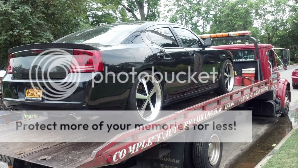 Car freaking out video | LX Forums Forum